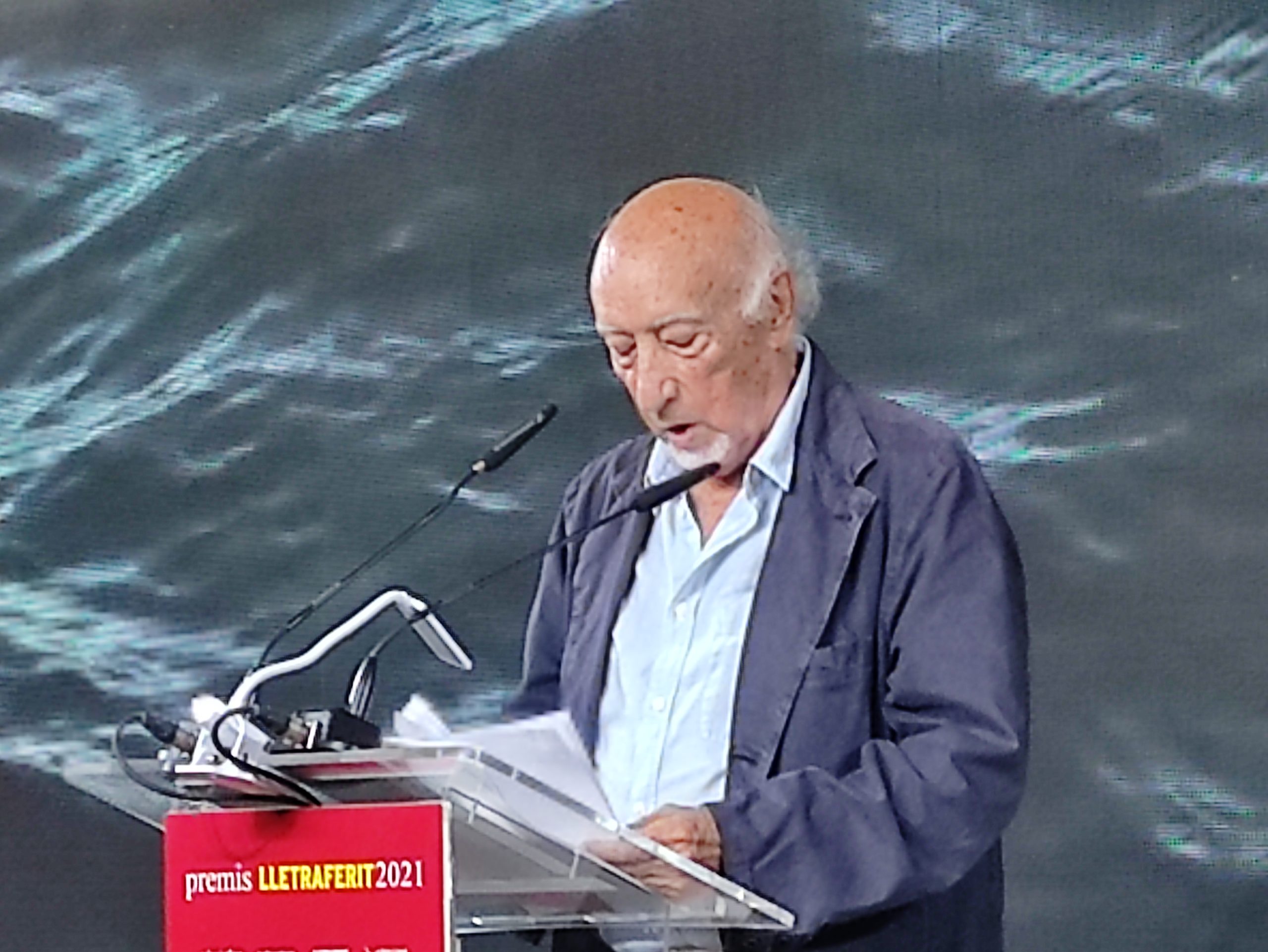 Manuel Vicent - Conocer el Castellano